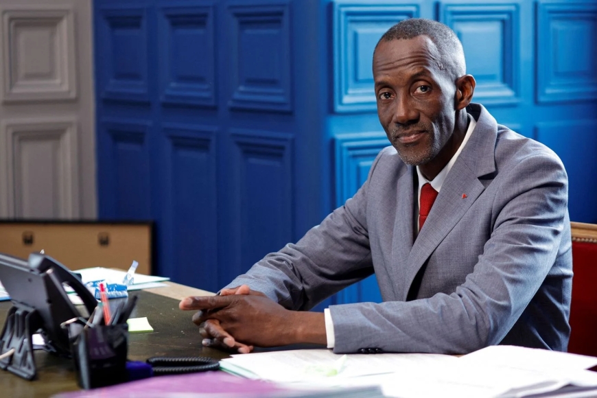 "Il se disqualifie à jamais": le maire de Saint-Denis Bally Bagayoko ...